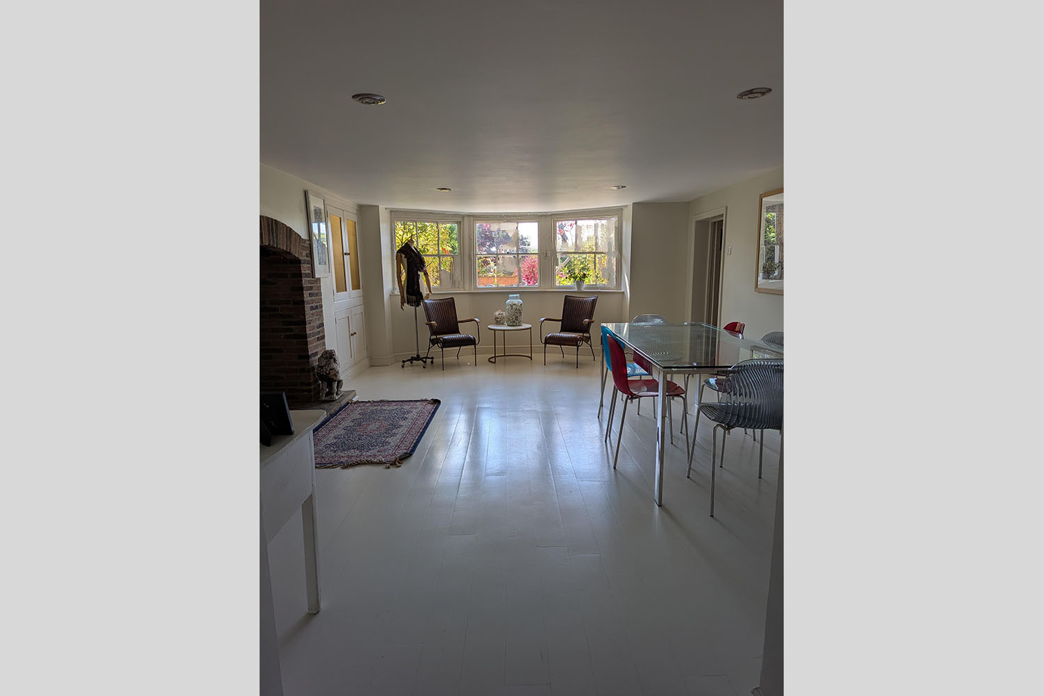 Relaxing Areas at Union Place Whitby | Lounge & Dining